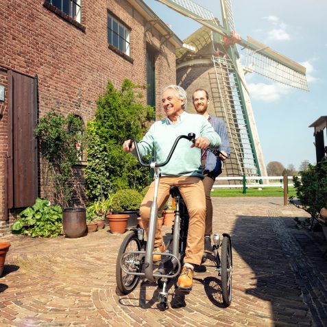 The tandem Copilot 3 | The tricycle bike with 2 wheels for | Huka