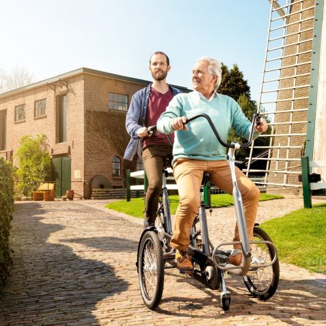 The tandem Copilot 3 | The tricycle bike with 2 wheels for | Huka