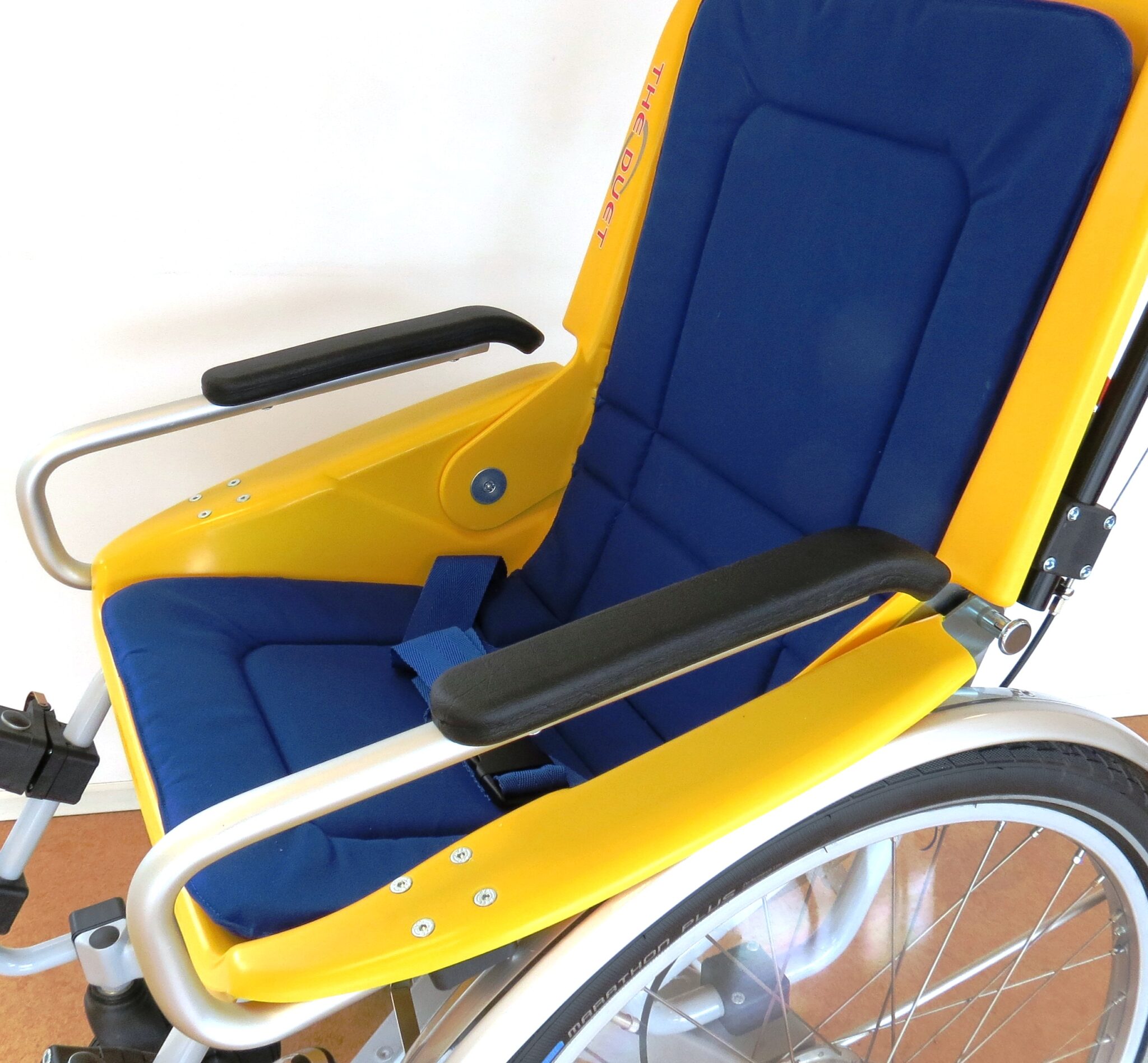 Wheelchair bike Duet | Bicycle and wheelchair for adults | Huka